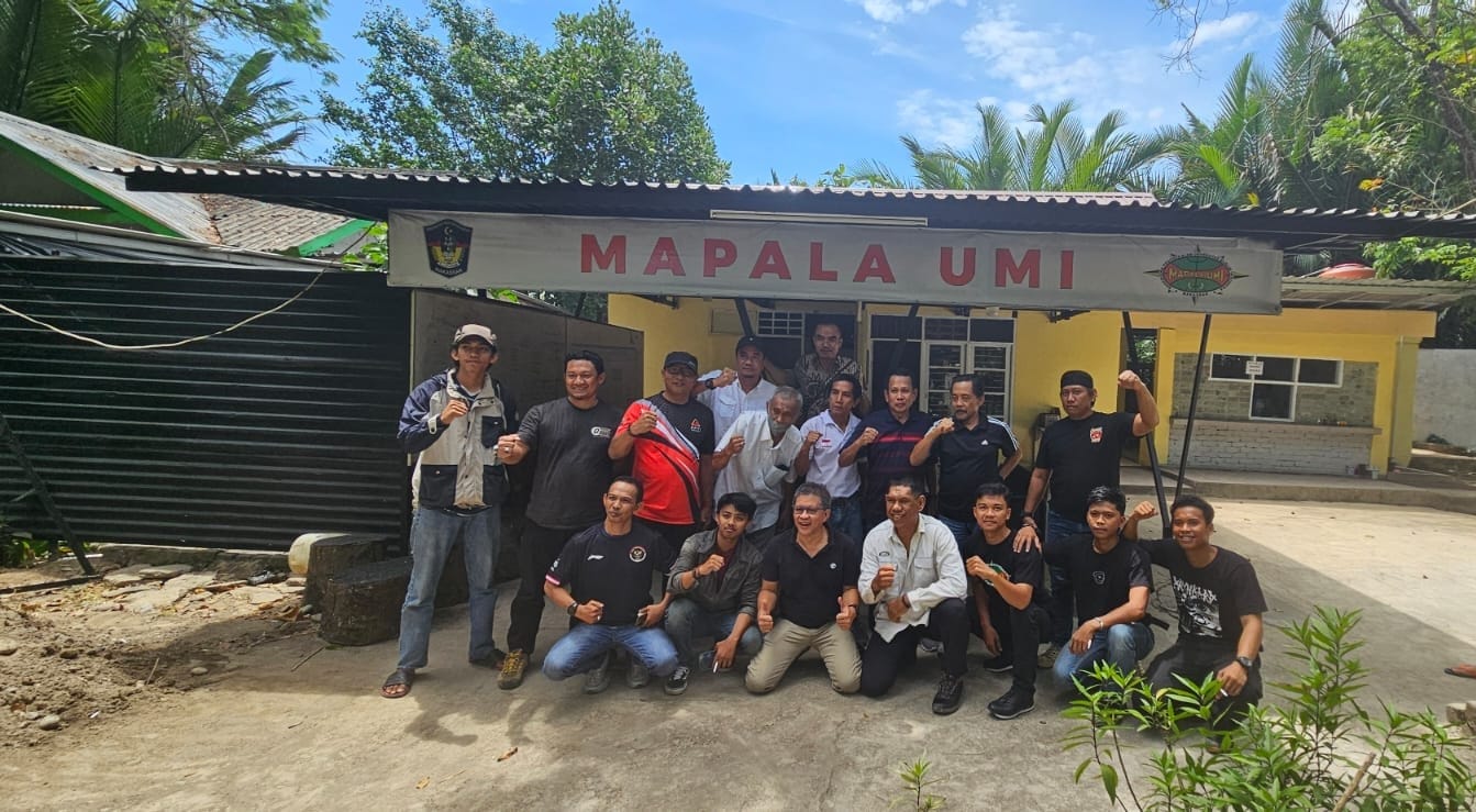 Sambangi Mapala UMI, Rocky Gerung: Kita Orang Sulawesi Kuat Naik Gunung ...