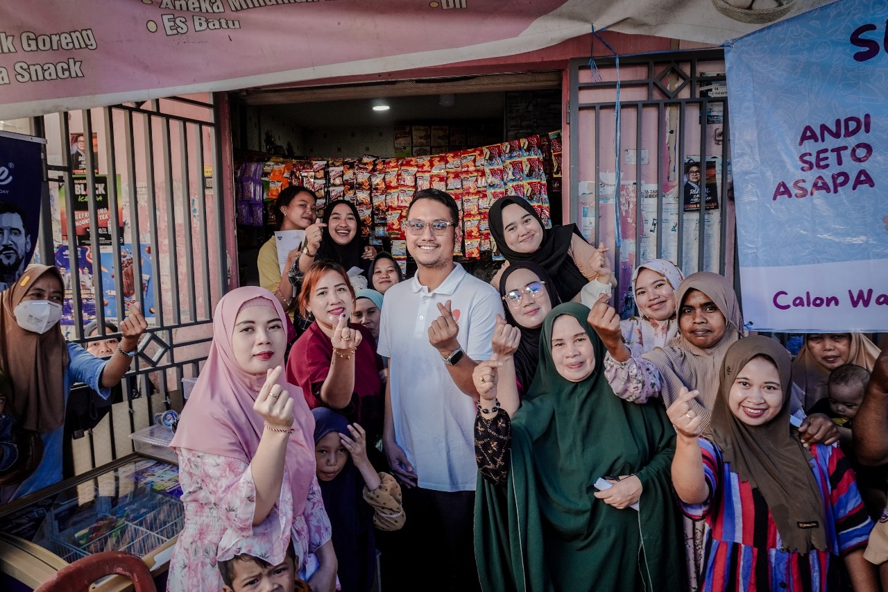 Seragam Sekolah Gratis Sudah Terbukti, Seto-Kiki Siap Terapkan di ...