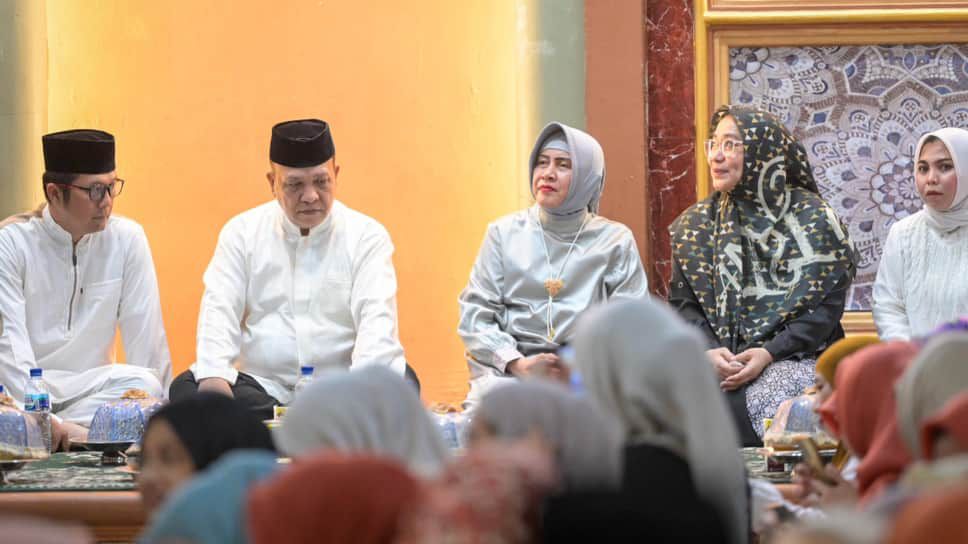 Hadiri Tradisi Sapu-Sapu Ulu Hari Asyura, Anggota DPRD Kota Makassar ...