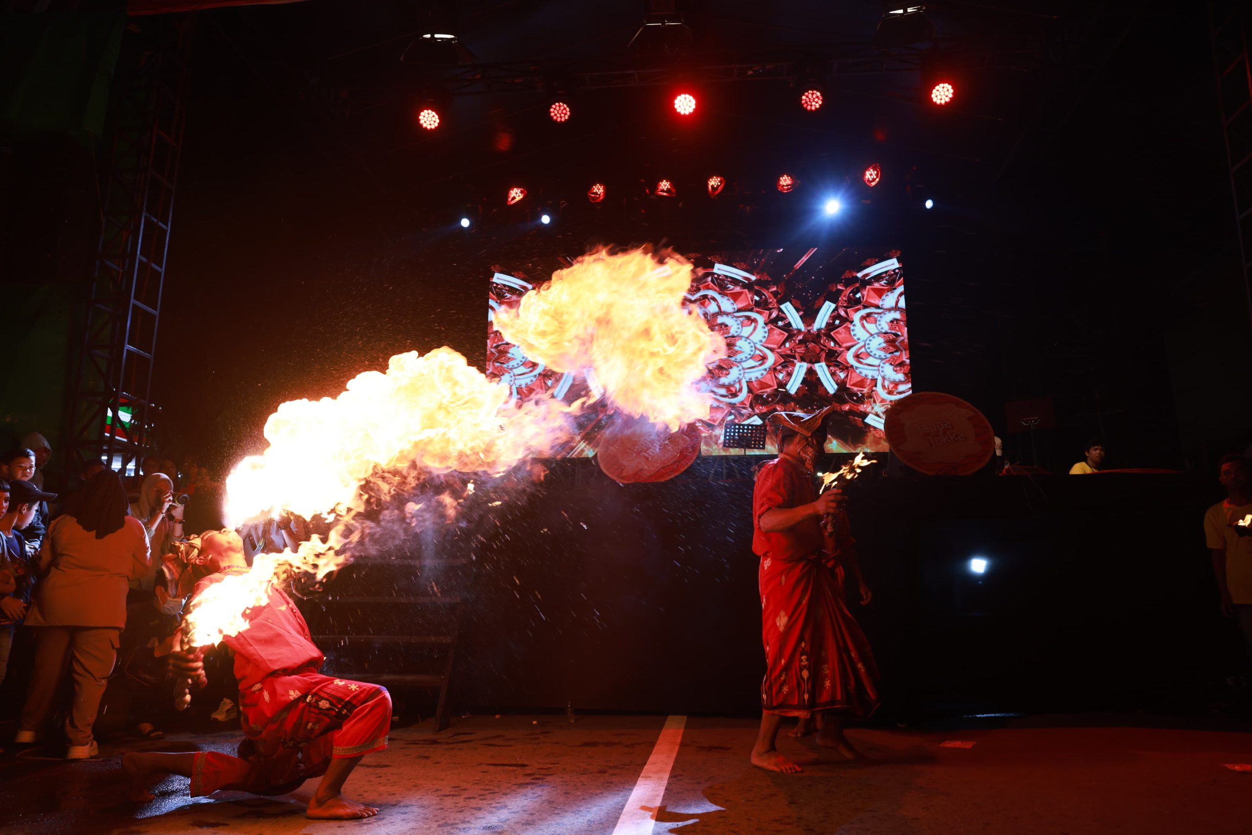 Tari Kreasi Harmoni Nusantara dan Pepe-Pepeka Ri Makka Pukau Penonton ...
